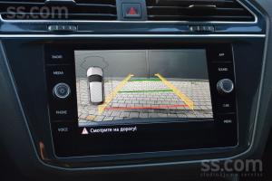 Pelēks Volkswagen Tiguan 2020 Rīga, ar dzinēja tilpumu 2.00 L un nobraukumu 131 tūkst. km par 19750 €, foto 15 vietnē AUTOMOTO.COM.LV