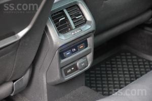 Pelēks Volkswagen Tiguan 2020 Rīga, ar dzinēja tilpumu 2.00 L un nobraukumu 131 tūkst. km par 19750 €, foto 20 vietnē AUTOMOTO.COM.LV