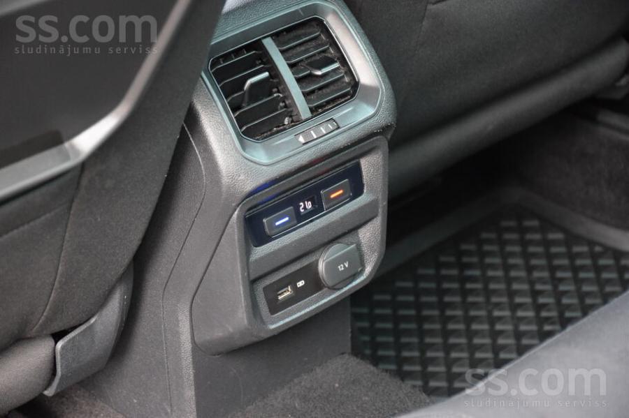 Pelēks Volkswagen Tiguan 2020 Rīga, ar dzinēja tilpumu 2.00 L un nobraukumu 131 tūkst. km par 19750 €, foto 20 vietnē AUTOMOTO.COM.LV