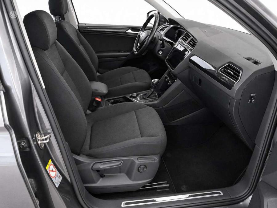 Pelēks Volkswagen Tiguan 2020 Kauņa, ar dzinēja tilpumu 1.97 L un nobraukumu 183 tūkst. km par 18500 €, foto 6 vietnē AUTOMOTO.COM.LV