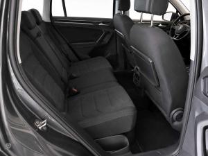 Pelēks Volkswagen Tiguan 2020 Kauņa, ar dzinēja tilpumu 1.97 L un nobraukumu 183 tūkst. km par 18500 €, foto 7 vietnē AUTOMOTO.COM.LV