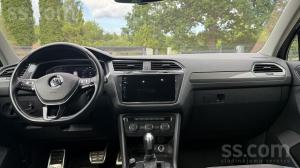 Grey Volkswagen Tiguan 2020 in Riga, with an engine capacity of 2.00 L and mileage of 175 thousand km for 17400 €, photo 16 on AUTOMOTO.COM.LV