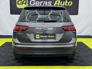 Pelēks Volkswagen Tiguan 2020 Viļņa, ar dzinēja tilpumu 1.50 L un nobraukumu 99 tūkst. km par 19990 €, foto 6 vietnē AUTOMOTO.COM.LV