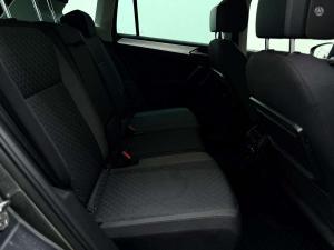 Pelēks Volkswagen Tiguan 2020 Viļņa, ar dzinēja tilpumu 1.50 L un nobraukumu 99 tūkst. km par 19990 €, foto 15 vietnē AUTOMOTO.COM.LV