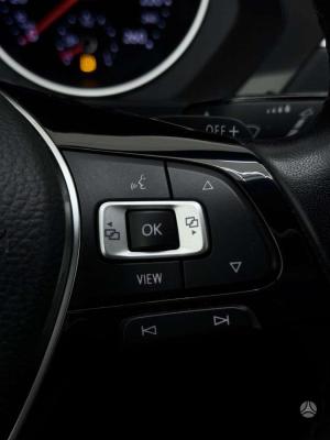 Pelēks Volkswagen Tiguan 2020 Viļņa, ar dzinēja tilpumu 1.50 L un nobraukumu 99 tūkst. km par 19990 €, foto 30 vietnē AUTOMOTO.COM.LV