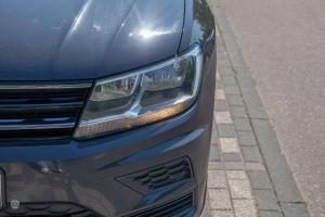 Pelēks Volkswagen Tiguan 2020 Viļņa, ar dzinēja tilpumu 1.97 L un nobraukumu 120 tūkst. km par 16700 €, foto 10 vietnē AUTOMOTO.COM.LV