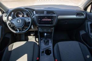 Pelēks Volkswagen Tiguan 2020 Viļņa, ar dzinēja tilpumu 1.97 L un nobraukumu 120 tūkst. km par 16700 €, foto 14 vietnē AUTOMOTO.COM.LV