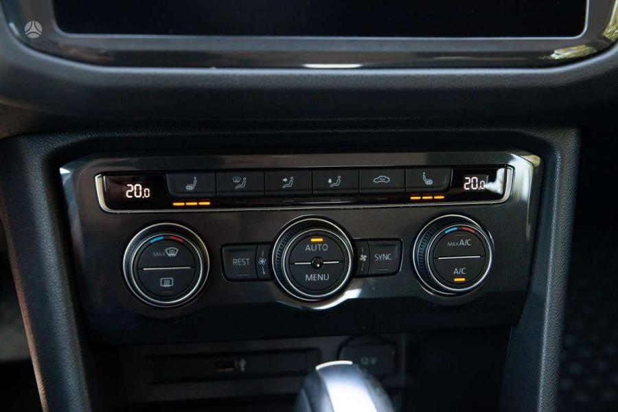 Pelēks Volkswagen Tiguan 2020 Viļņa, ar dzinēja tilpumu 1.97 L un nobraukumu 120 tūkst. km par 16700 €, foto 30 vietnē AUTOMOTO.COM.LV