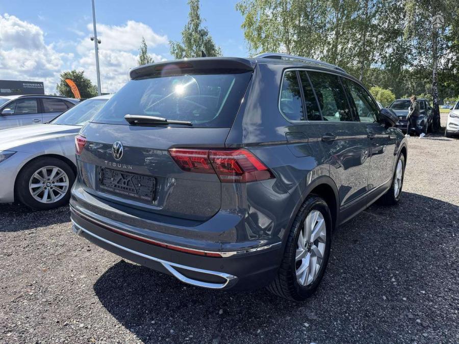 Pelēks Volkswagen Tiguan 2020 Šauļi, ar dzinēja tilpumu 1.97 L un nobraukumu 295 tūkst. km par 17999 €, foto 6 vietnē AUTOMOTO.COM.LV