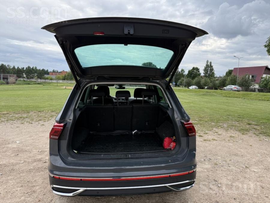 Pelēks Volkswagen Tiguan 2020 Ogre, ar dzinēja tilpumu 1.50 L un nobraukumu 59 tūkst. km par 20500 €, foto 6 vietnē AUTOMOTO.COM.LV