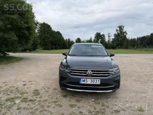 Grey Volkswagen Tiguan 2020 in Ogre, with an engine capacity of 1.50 L and mileage of 59 thousand km for 20500 €, photo  on AUTOMOTO.COM.LV