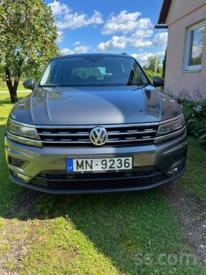 Pelēks Volkswagen Tiguan 2020 Ogre, ar dzinēja tilpumu 1.50 L un nobraukumu 97 tūkst. km par 18100 €, foto 4 vietnē AUTOMOTO.COM.LV