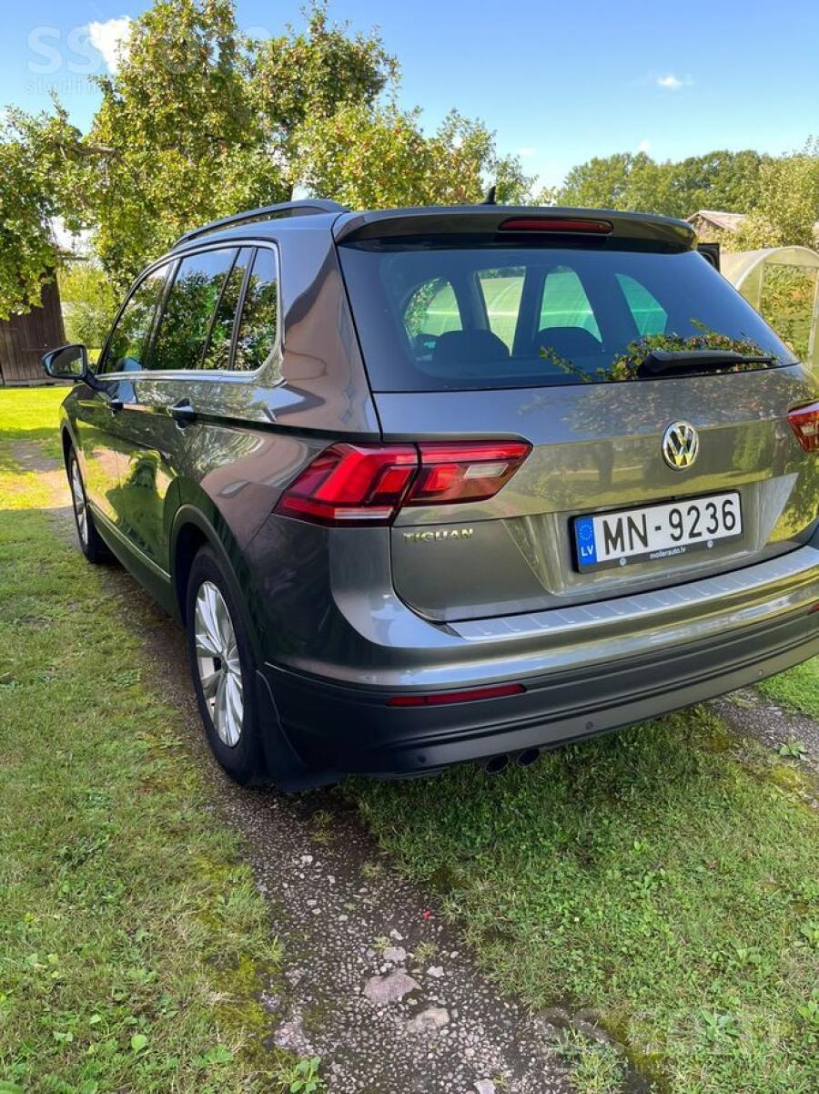 Pelēks Volkswagen Tiguan 2020 Ogre, ar dzinēja tilpumu 1.50 L un nobraukumu 97 tūkst. km par 18100 €, foto 6 vietnē AUTOMOTO.COM.LV