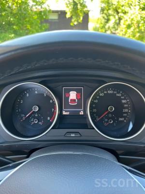 Pelēks Volkswagen Tiguan 2020 Ogre, ar dzinēja tilpumu 1.50 L un nobraukumu 97 tūkst. km par 18100 €, foto 19 vietnē AUTOMOTO.COM.LV