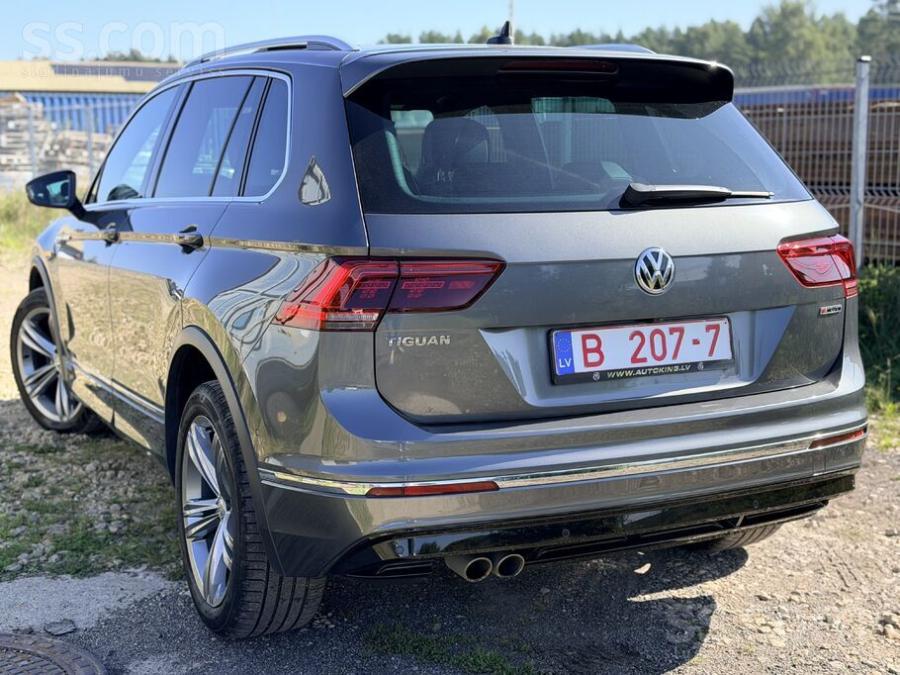 Pelēks Volkswagen Tiguan 2020 Rīga, ar dzinēja tilpumu 2.00 L un nobraukumu 180 tūkst. km par 19995 €, foto 3 vietnē AUTOMOTO.COM.LV