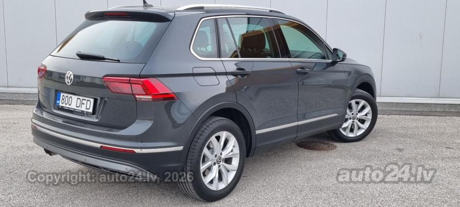 Grey Volkswagen Tiguan 2020 in Tallinn, with an engine capacity of 2.00 L and mileage of 193 thousand km for 23999 €, photo 5 on AUTOMOTO.COM.LV