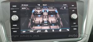 Grey Volkswagen Tiguan 2020 in Tallinn, with an engine capacity of 2.00 L and mileage of 193 thousand km for 23999 €, photo 15 on AUTOMOTO.COM.LV