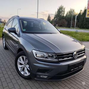Grey Volkswagen Tiguan 2020 in Utena, with an engine capacity of 1.50 L and mileage of 197 thousand km for 16400 €, photo  on AUTOMOTO.COM.LV