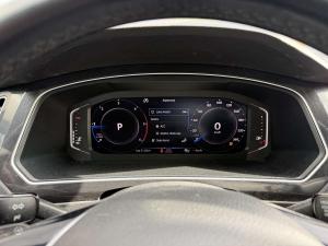 Grey Volkswagen Tiguan 2020 in Vilnius, with an engine capacity of 2.00 L and mileage of 265 thousand km for 13800 €, photo 13 on AUTOMOTO.COM.LV