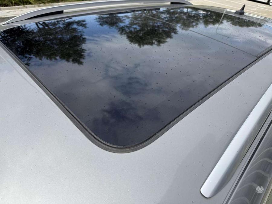 Grey Volkswagen Tiguan 2020 in Vilnius, with an engine capacity of 2.00 L and mileage of 265 thousand km for 13800 €, photo 16 on AUTOMOTO.COM.LV