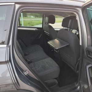Grey Volkswagen Tiguan 2020 in Utena, with an engine capacity of 1.50 L and mileage of 198 thousand km for 15900 €, photo 10 on AUTOMOTO.COM.LV