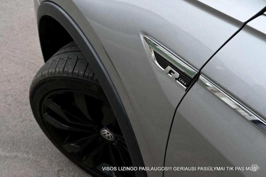 Grey Volkswagen Tiguan 2020 in Kretinga, with an engine capacity of 1.98 L and mileage of 129 thousand km for 22599 €, photo 8 on AUTOMOTO.COM.LV