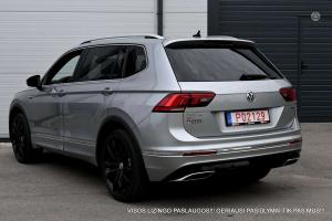 Grey Volkswagen Tiguan 2020 in Kretinga, with an engine capacity of 1.98 L and mileage of 129 thousand km for 22599 €, photo 11 on AUTOMOTO.COM.LV