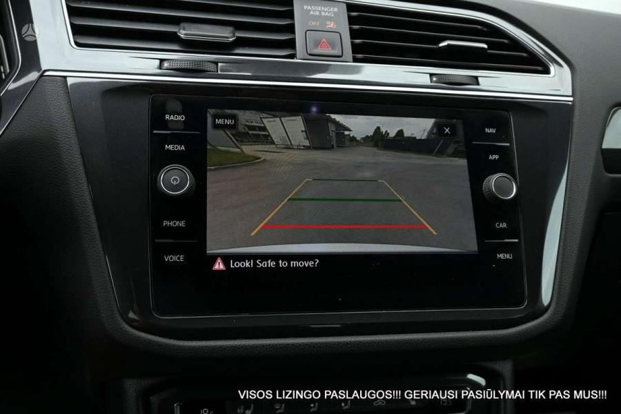 Grey Volkswagen Tiguan 2020 in Kretinga, with an engine capacity of 1.98 L and mileage of 129 thousand km for 22599 €, photo 35 on AUTOMOTO.COM.LV