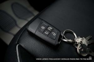 Grey Volkswagen Tiguan 2020 in Kretinga, with an engine capacity of 1.98 L and mileage of 129 thousand km for 22599 €, photo 37 on AUTOMOTO.COM.LV
