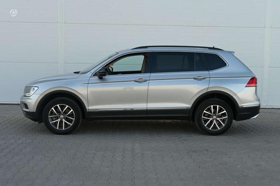 Grey Volkswagen Tiguan 2020 in Kretinga, with an engine capacity of 1.98 L and mileage of 234 thousand km for 16499 €, photo 14 on AUTOMOTO.COM.LV