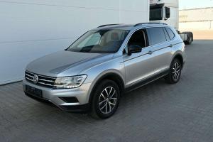 Grey Volkswagen Tiguan 2020 in Kretinga, with an engine capacity of 1.98 L and mileage of 234 thousand km for 16499 €, photo 15 on AUTOMOTO.COM.LV