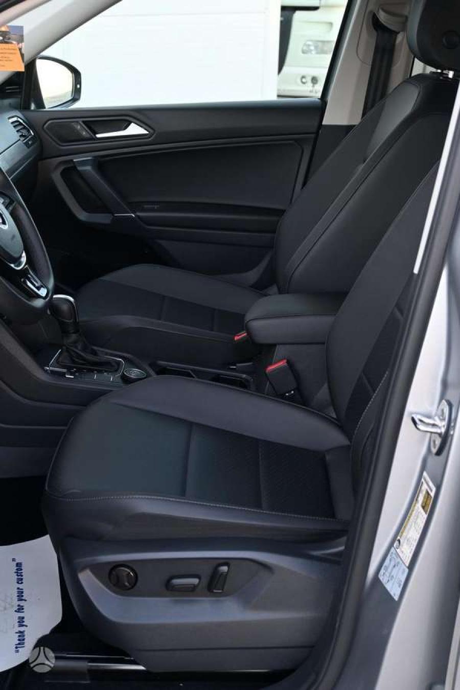Grey Volkswagen Tiguan 2020 in Kretinga, with an engine capacity of 1.98 L and mileage of 234 thousand km for 16499 €, photo 18 on AUTOMOTO.COM.LV