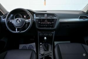 Grey Volkswagen Tiguan 2020 in Kretinga, with an engine capacity of 1.98 L and mileage of 234 thousand km for 16499 €, photo 29 on AUTOMOTO.COM.LV