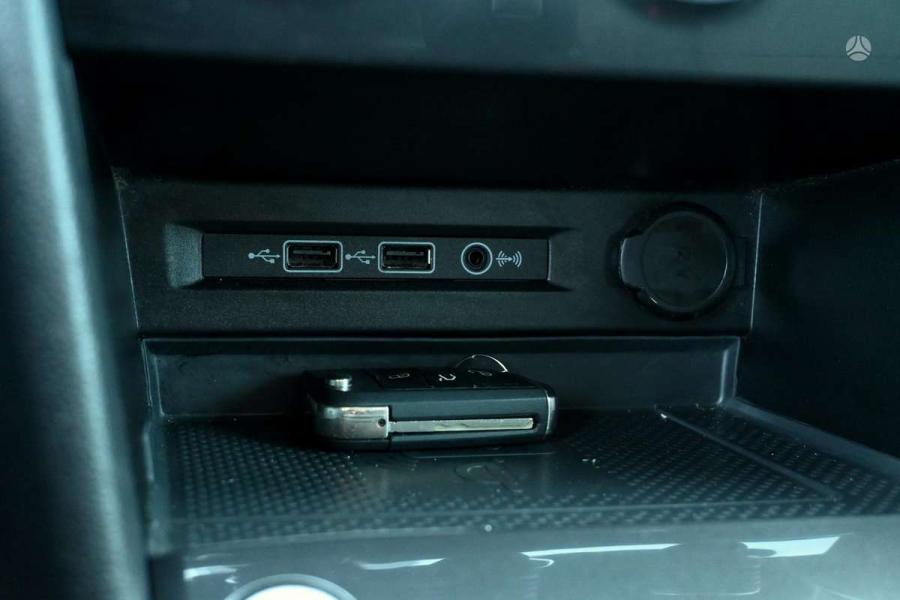 Grey Volkswagen Tiguan 2020 in Kretinga, with an engine capacity of 1.98 L and mileage of 234 thousand km for 16499 €, photo 37 on AUTOMOTO.COM.LV