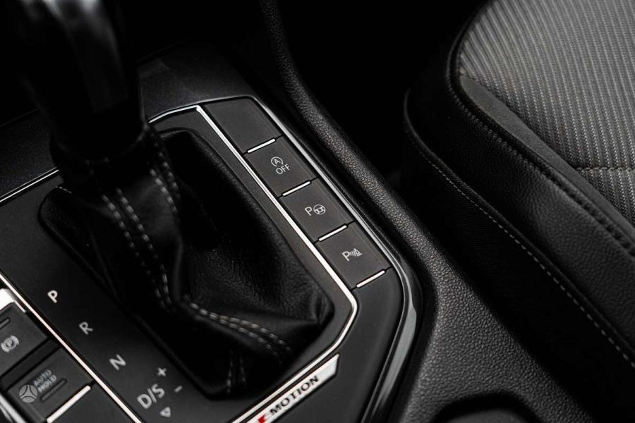 Серый Фольксваген Тигуан 2020 в Вильнюс, объемом двигателя 1.98 л и пробегом 177 тыс. км за 19300 €, фото 45 на AUTOMOTO.COM.LV