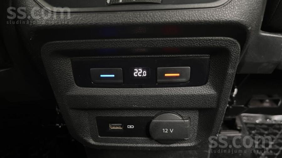Pelēks Volkswagen Tiguan 2020 Kuldīga, ar dzinēja tilpumu 2.00 L un nobraukumu 110 tūkst. km par 23500 €, foto 14 vietnē AUTOMOTO.COM.LV
