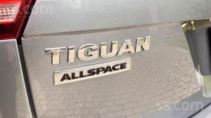 Pelēks Volkswagen Tiguan 2020 Kuldīga, ar dzinēja tilpumu 2.00 L un nobraukumu 110 tūkst. km par 23500 €, foto 22 vietnē AUTOMOTO.COM.LV