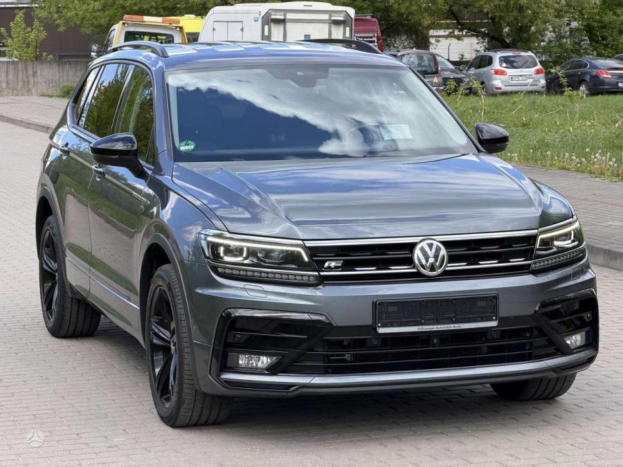 Pelēks Volkswagen Tiguan 2020 Viļņa, ar dzinēja tilpumu 1.97 L un nobraukumu 213 tūkst. km par 21000 €, foto 7 vietnē AUTOMOTO.COM.LV