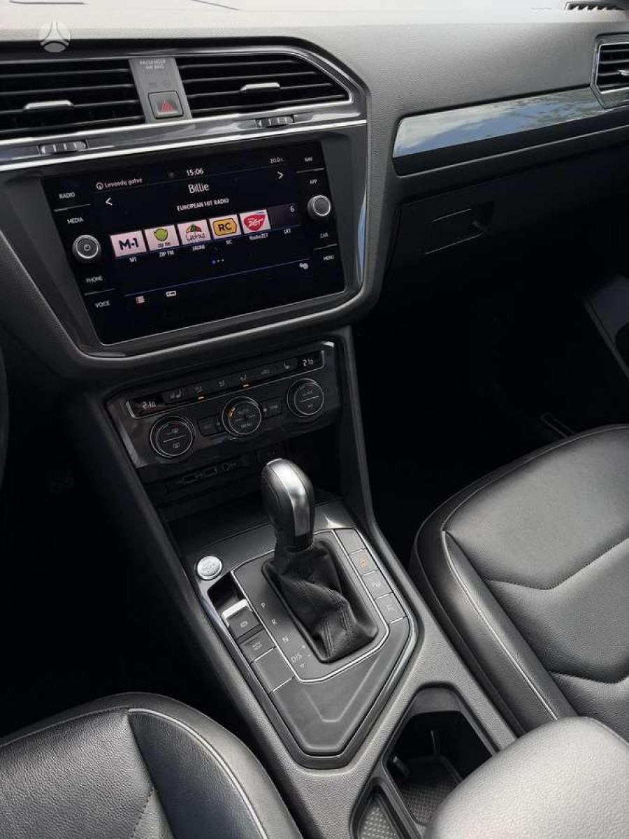 Pelēks Volkswagen Tiguan 2020 Viļņa, ar dzinēja tilpumu 1.97 L un nobraukumu 213 tūkst. km par 21000 €, foto 17 vietnē AUTOMOTO.COM.LV