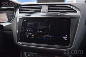 Pelēks Volkswagen Tiguan 2020 Rīga, ar dzinēja tilpumu 2.00 L un nobraukumu 128 tūkst. km par 20900 €, foto 13 vietnē AUTOMOTO.COM.LV