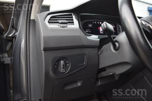 Pelēks Volkswagen Tiguan 2020 Rīga, ar dzinēja tilpumu 2.00 L un nobraukumu 128 tūkst. km par 20900 €, foto 16 vietnē AUTOMOTO.COM.LV