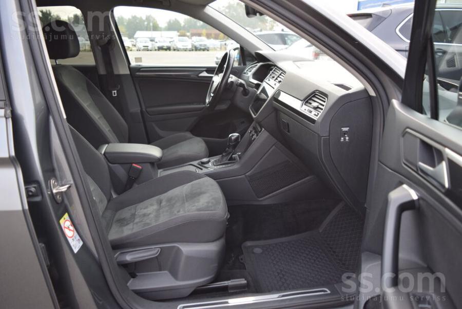 Pelēks Volkswagen Tiguan 2020 Rīga, ar dzinēja tilpumu 2.00 L un nobraukumu 128 tūkst. km par 20900 €, foto 17 vietnē AUTOMOTO.COM.LV