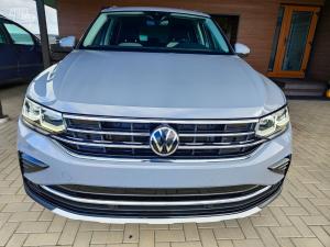 Grey Volkswagen Tiguan 2021 in Kaunas, with an engine capacity of 1.50 L and mileage of 140 thousand km for 19900 €, photo 7 on AUTOMOTO.COM.LV