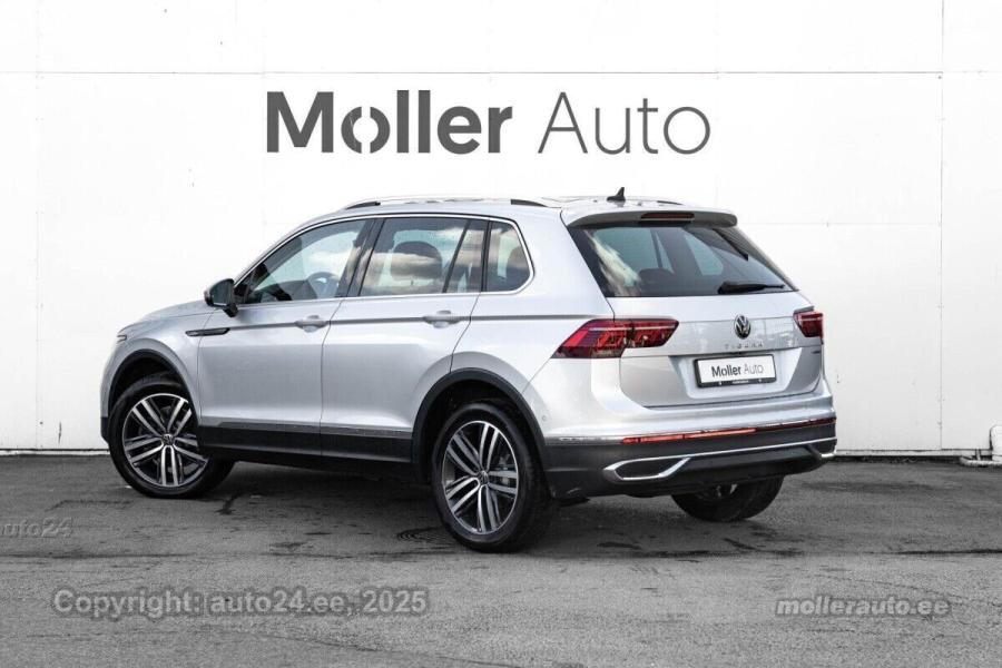 Pelēks Volkswagen Tiguan 2021 Rīga, ar dzinēja tilpumu 2.00 L un nobraukumu 143 tūkst. km par 26593 €, foto 3 vietnē AUTOMOTO.COM.LV