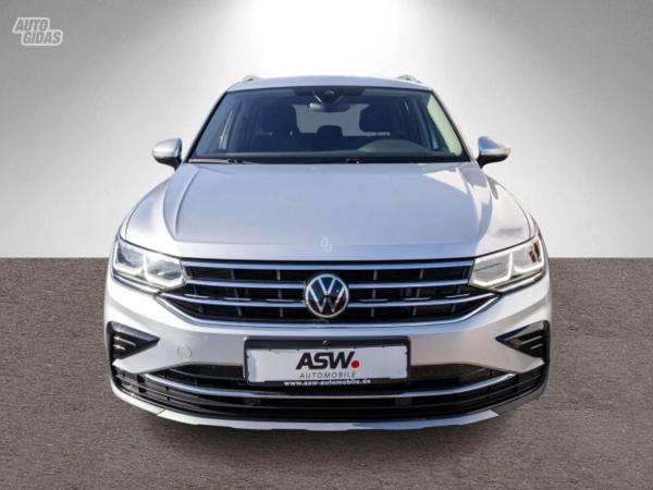 Grey Volkswagen Tiguan 2021 in Kaunas, with an engine capacity of 2.00 L and mileage of 96 thousand km for 30527 €, photo 4 on AUTOMOTO.COM.LV