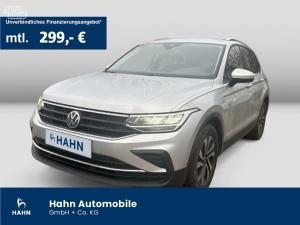 Pelēks Volkswagen Tiguan 2021 Kauņa, ar dzinēja tilpumu 2.00 L un nobraukumu 74 tūkst. km par 24388 €, foto  vietnē AUTOMOTO.COM.LV