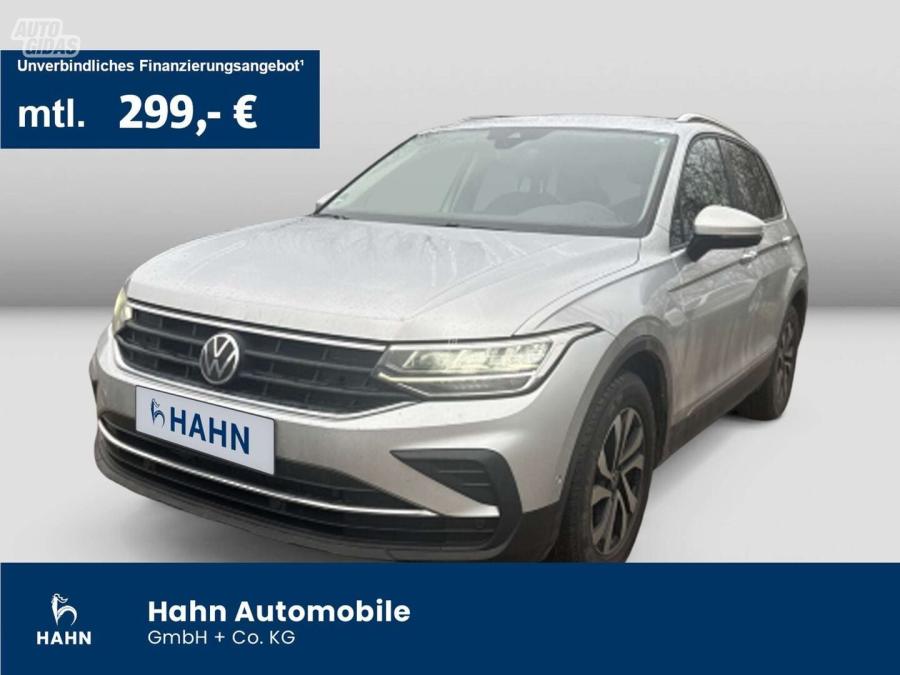 Pelēks Volkswagen Tiguan 2021 Kauņa, ar dzinēja tilpumu 2.00 L un nobraukumu 74 tūkst. km par 24388 €, foto 1 vietnē AUTOMOTO.COM.LV