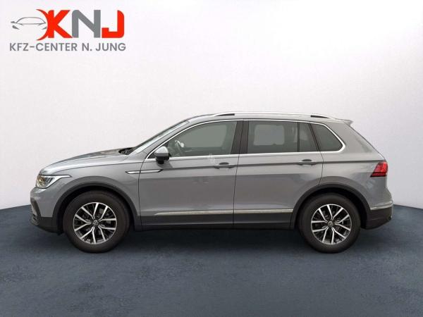 Grey Volkswagen Tiguan 2021 in Kaunas, with an engine capacity of 1.50 L and mileage of 65 thousand km for 26830 €, photo 9 on AUTOMOTO.COM.LV