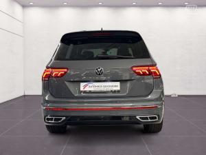 Grey Volkswagen Tiguan 2021 in Kaunas, with an engine capacity of 1.40 L and mileage of 96 thousand km for 32576 €, photo 6 on AUTOMOTO.COM.LV