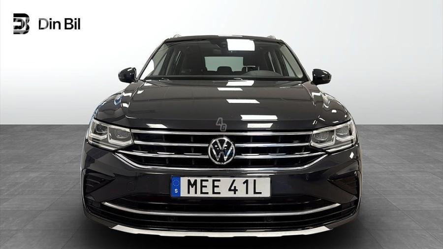 Grey Volkswagen Tiguan 2021 in Kaunas, with an engine capacity of 0.00 L and mileage of 77 thousand km for 35203 €, photo 4 on AUTOMOTO.COM.LV